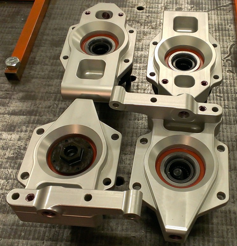 Große Lager und Radträger für Ariel Atom eingetroffen !! 12/2023 ...